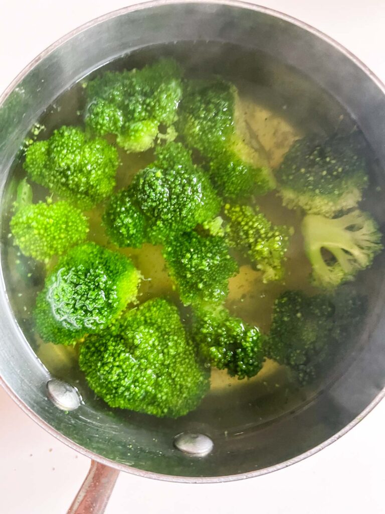 How to Boil Broccoli {the RIGHT way} - Eats by April
