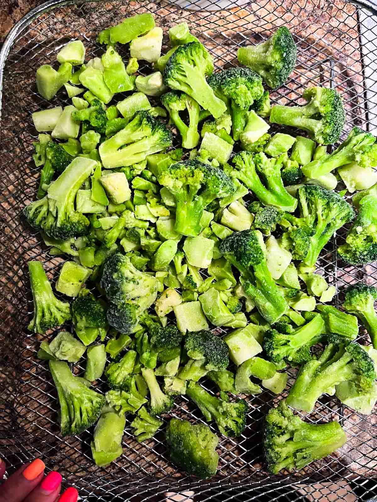 Crispy Air Fryer Frozen Broccoli (3 ingredients!) - Eats by April